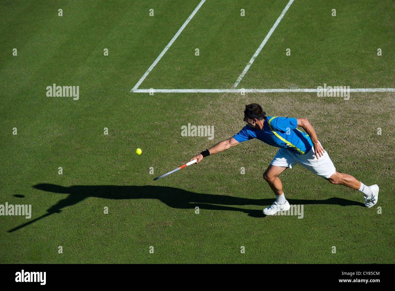 Single hand backhand hi-res stock photography and images - Alamy