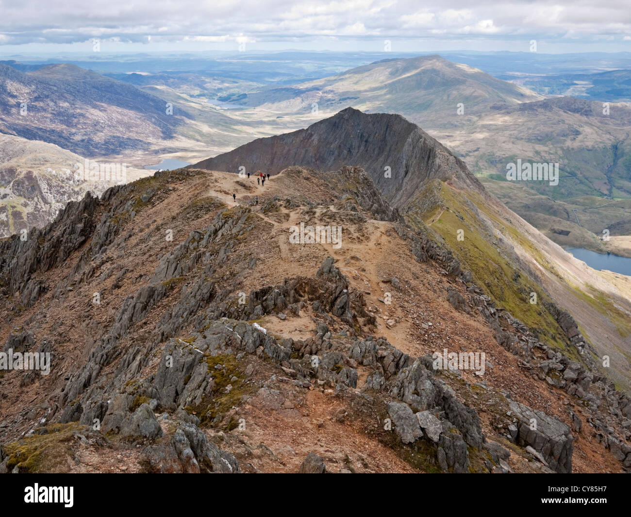 A view down the Crib y Ddysgl ridge to Crib Goch on the Snowdon ...