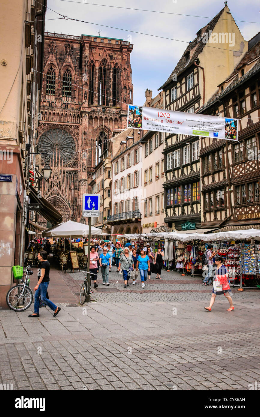 Rue merciere and strasbourg cathedral hi-res stock photography and ...