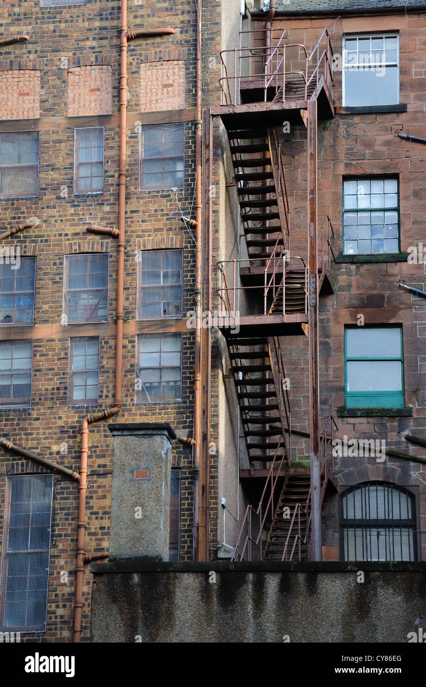 External fire escape staircase hi-res stock photography and images - Alamy