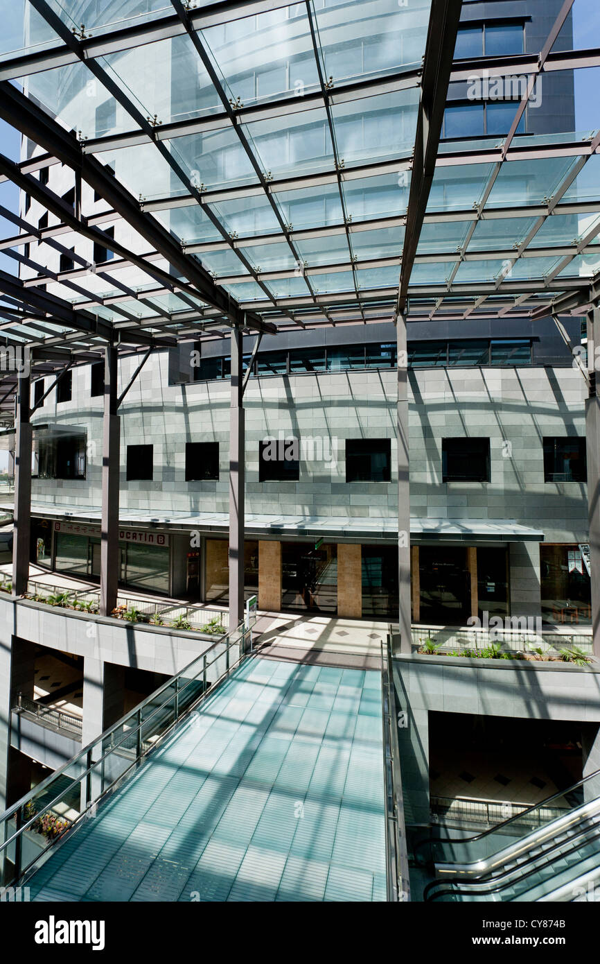 A modern shopping center in Valencia Stock Photo - Alamy