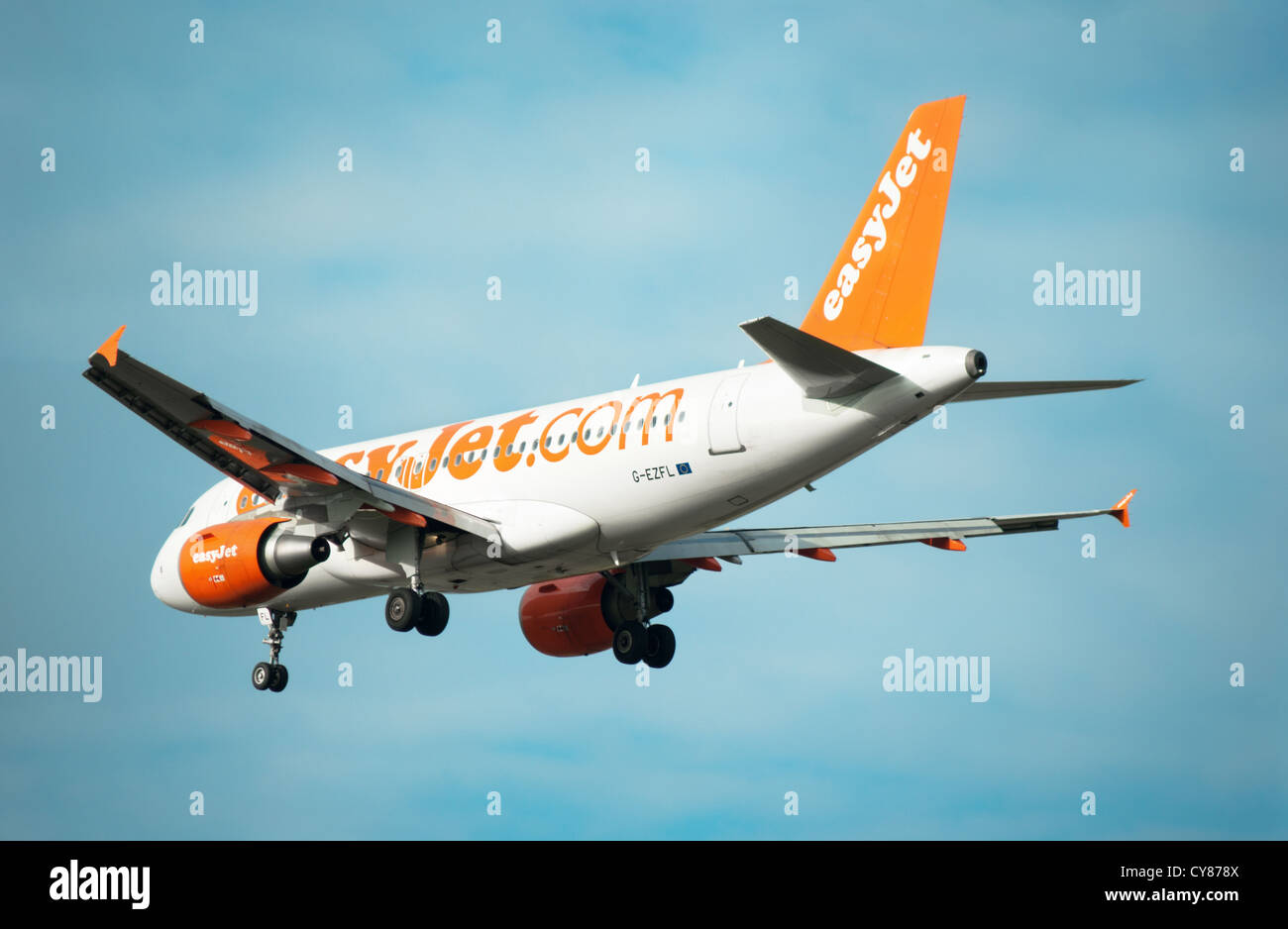 Air easyjet hi-res stock photography and images - Alamy