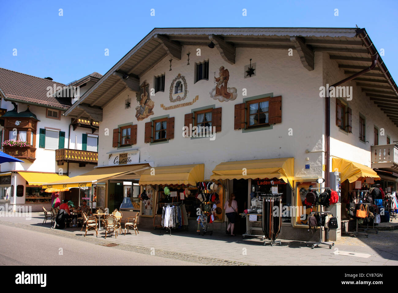 Souvenir shop in Garmisch-Partenkirchen, Bavaria Stock Photo - Alamy
