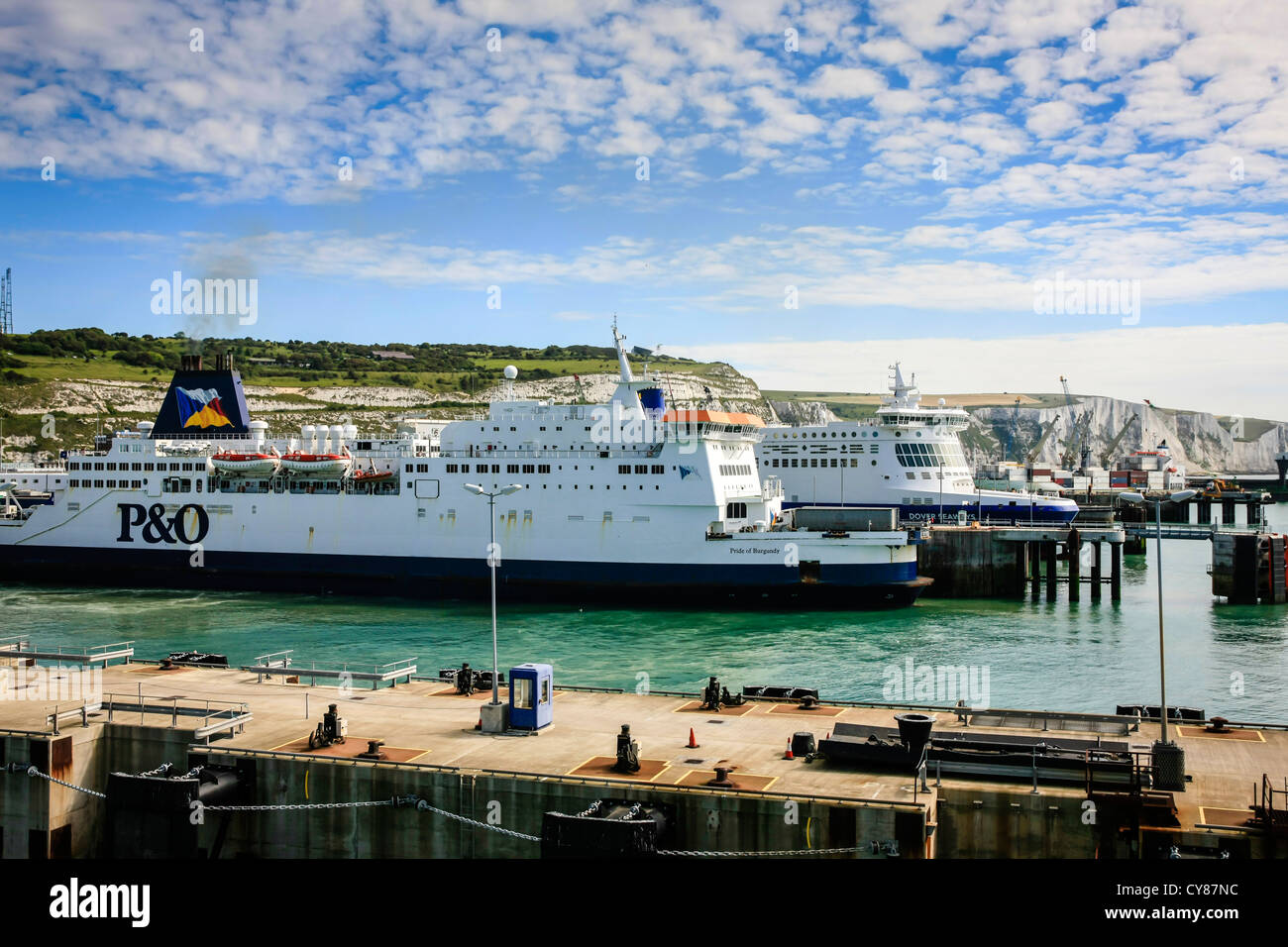 Ferry dover hi-res stock photography and images - Alamy