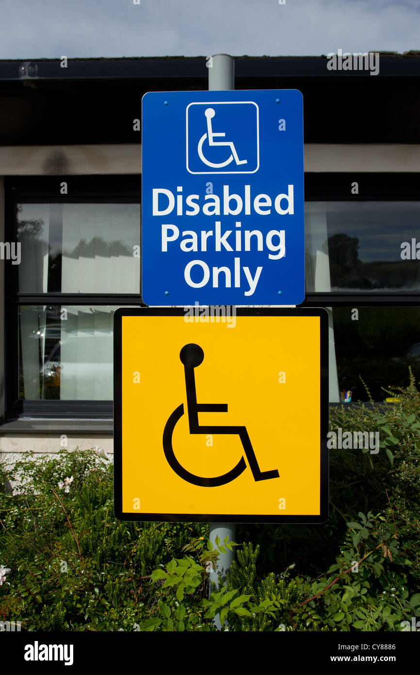 Nhs parking only hi-res stock photography and images - Alamy