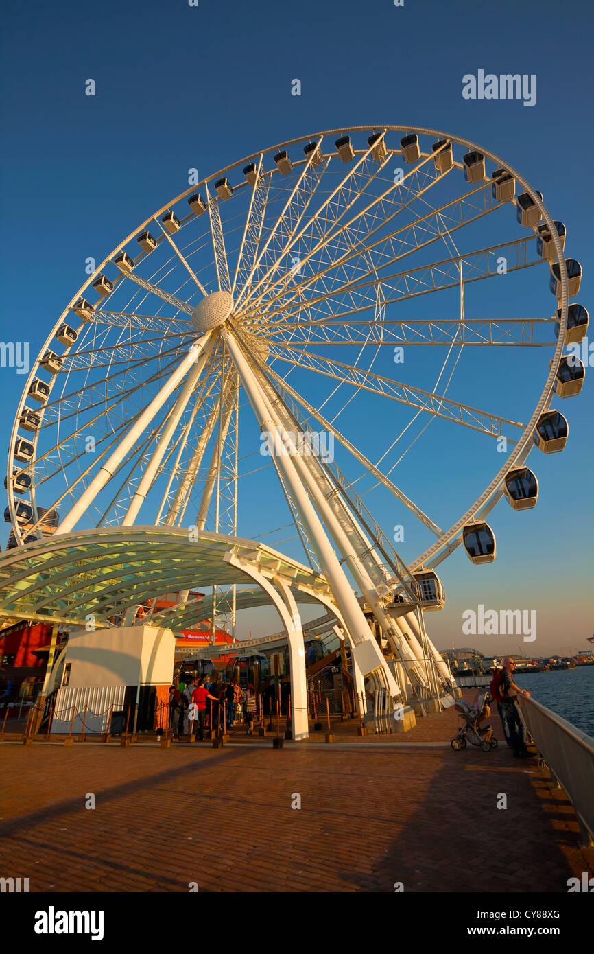 View seattle great wheel pier hi-res stock photography and images - Alamy