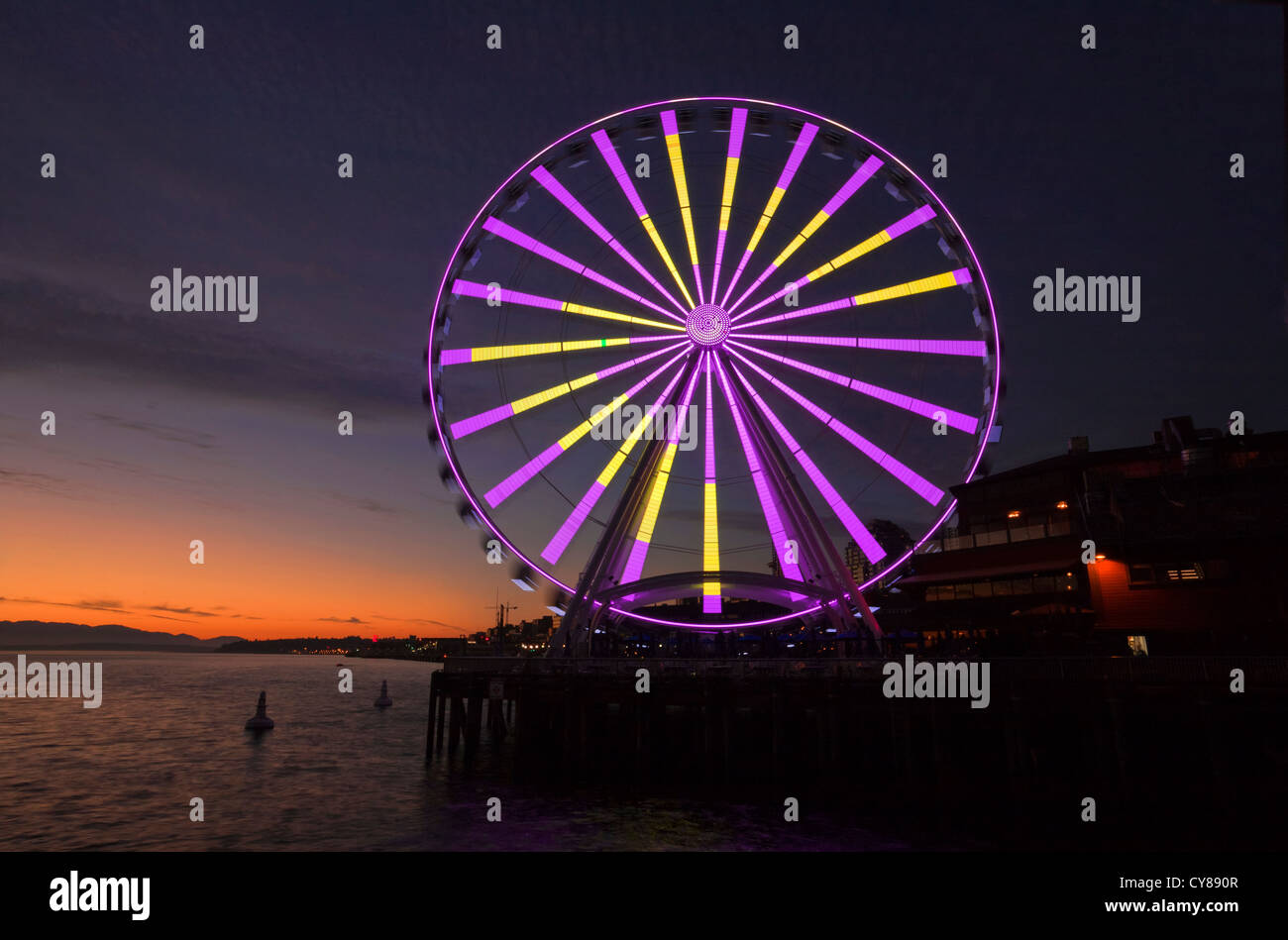 Ferris wheel lights sunset hi-res stock photography and images - Alamy
