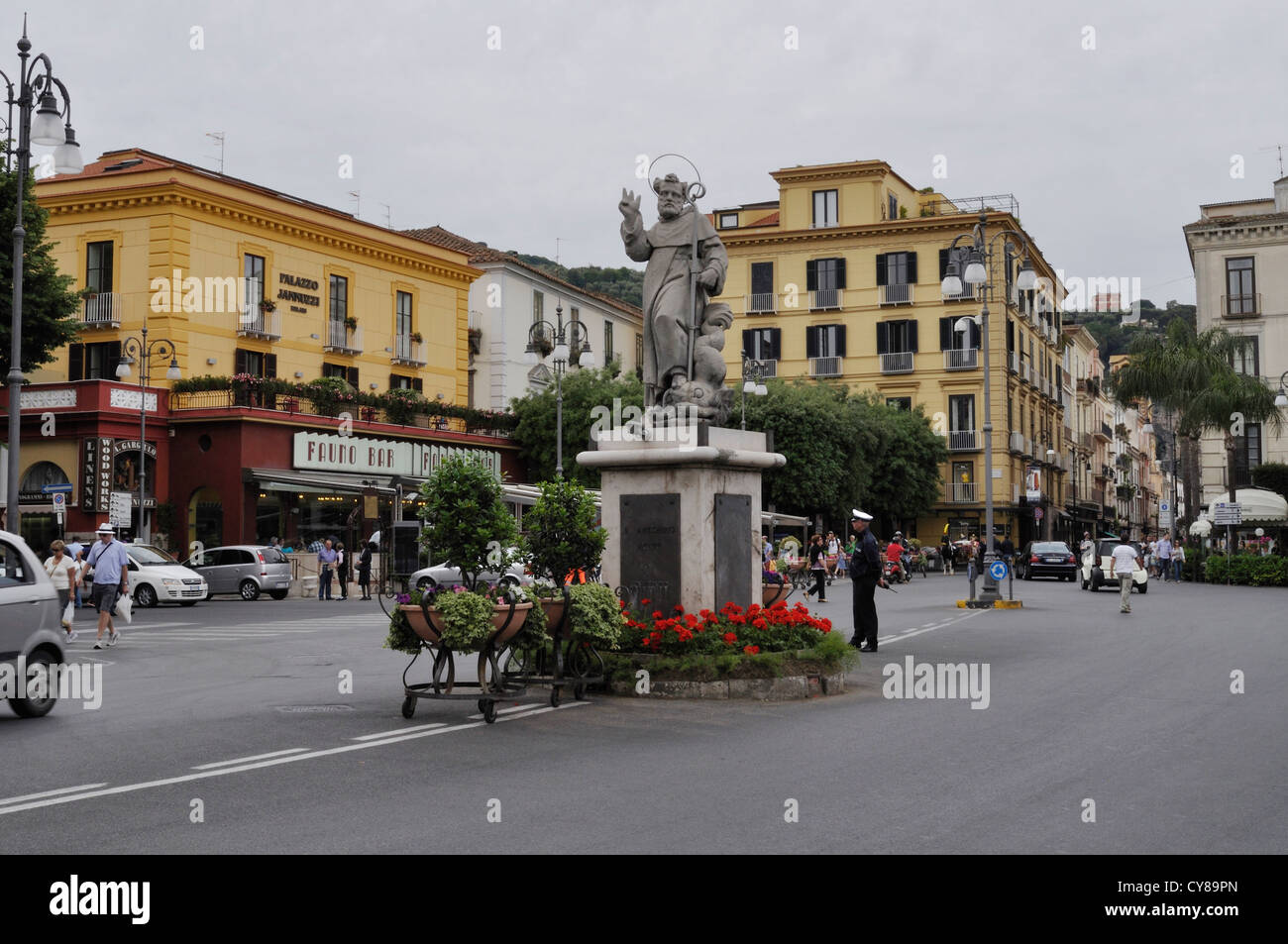 Piazza Tasso, in the centre of Sorrento, Italy Stock Photo - Alamy