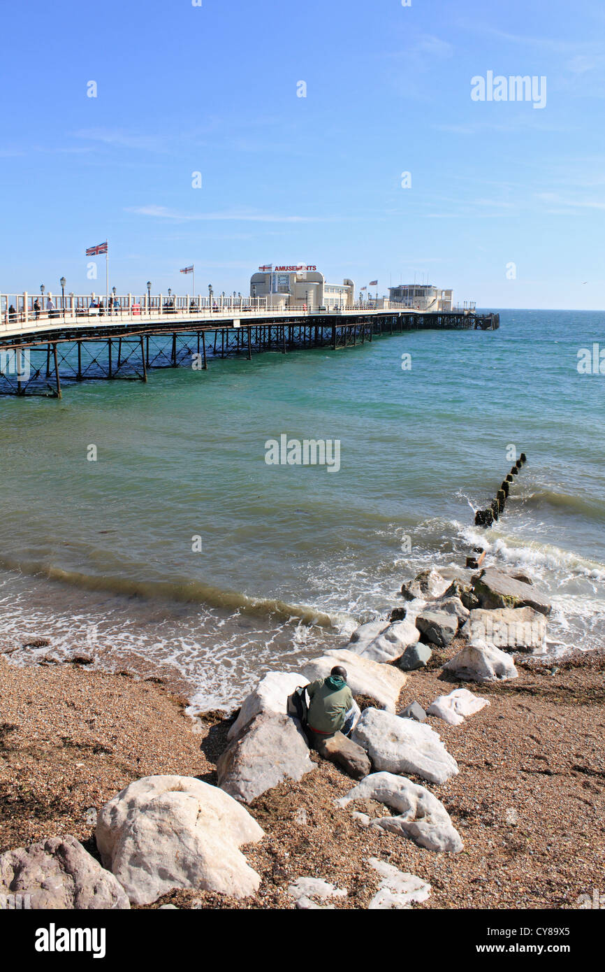 Worthing pier sea hi-res stock photography and images - Alamy
