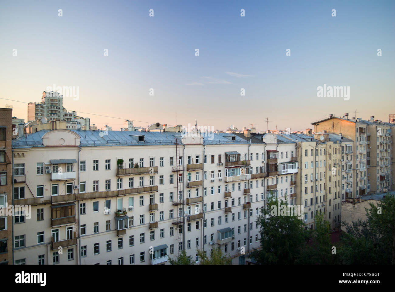 Apartments apartment block moscow hi-res stock photography and images ...