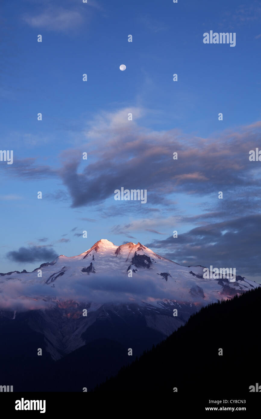 Moon over Glacier Peak viewed from Buck Creek Pass, Cascade Mountains ...