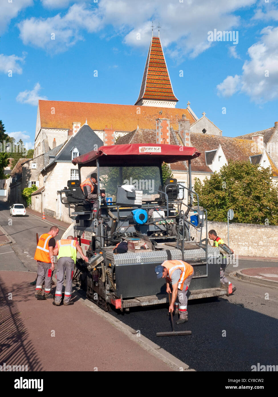 Tarmac machine hi-res stock photography and images - Alamy