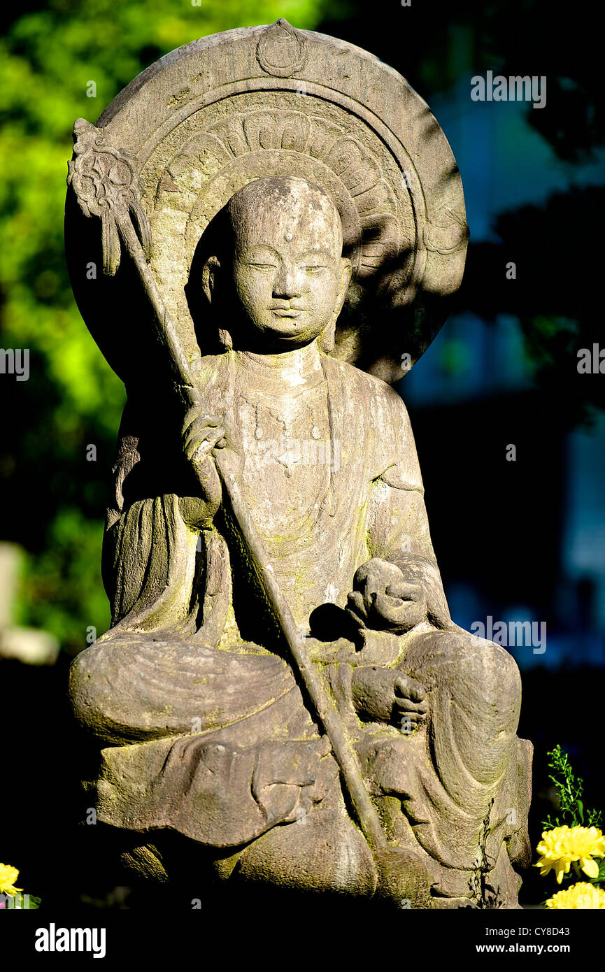 Stone statue of Budda at Asakusa Kannon in Tokyo, Japan Stock Photo - Alamy