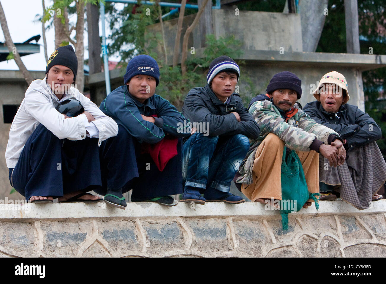 Burmese men hi-res stock photography and images - Alamy