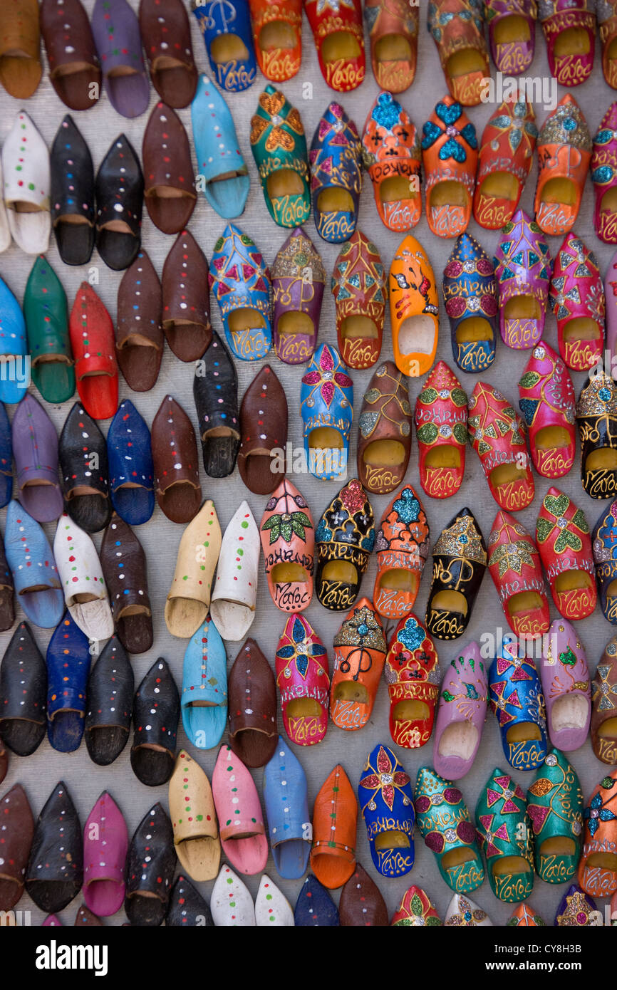 Selling shoes in the old medina, Marrakech, Morocco Stock Photo - Alamy