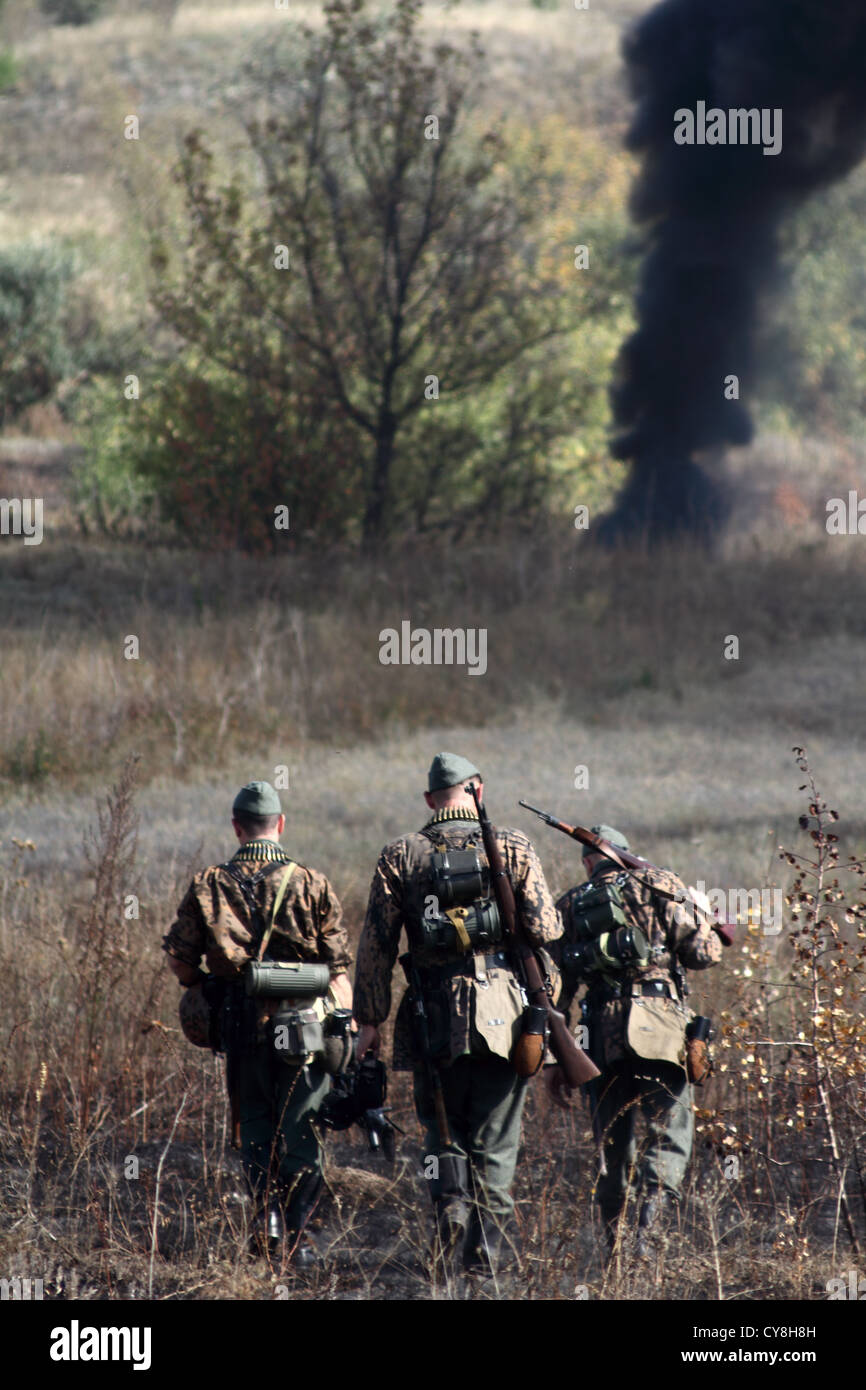 Uniform Ss Soldiers Reenactment High Resolution Stock Photography and ...