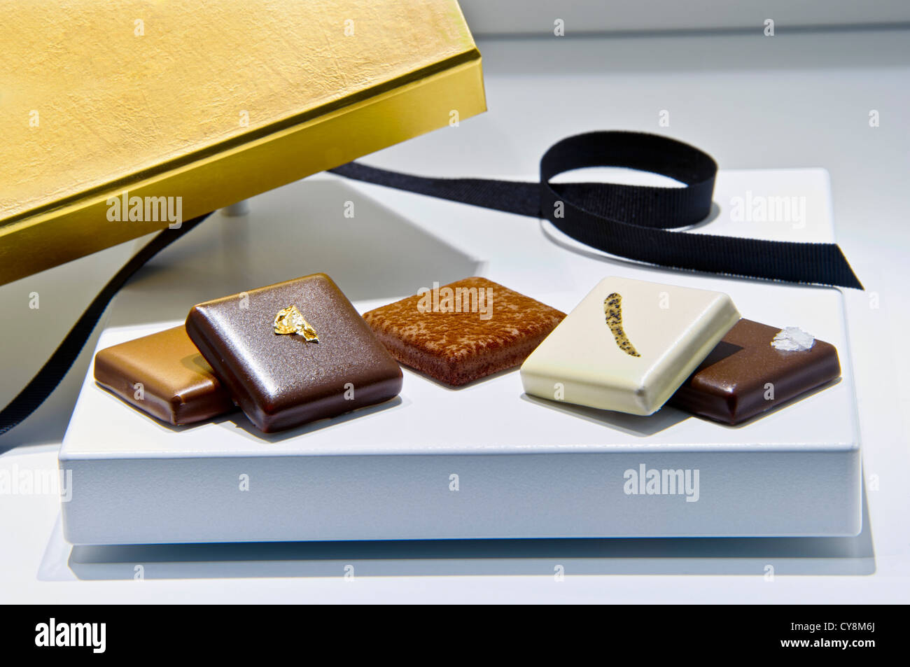 Luxury Chocolates Stock Photos & Luxury Chocolates Stock Images - Alamy