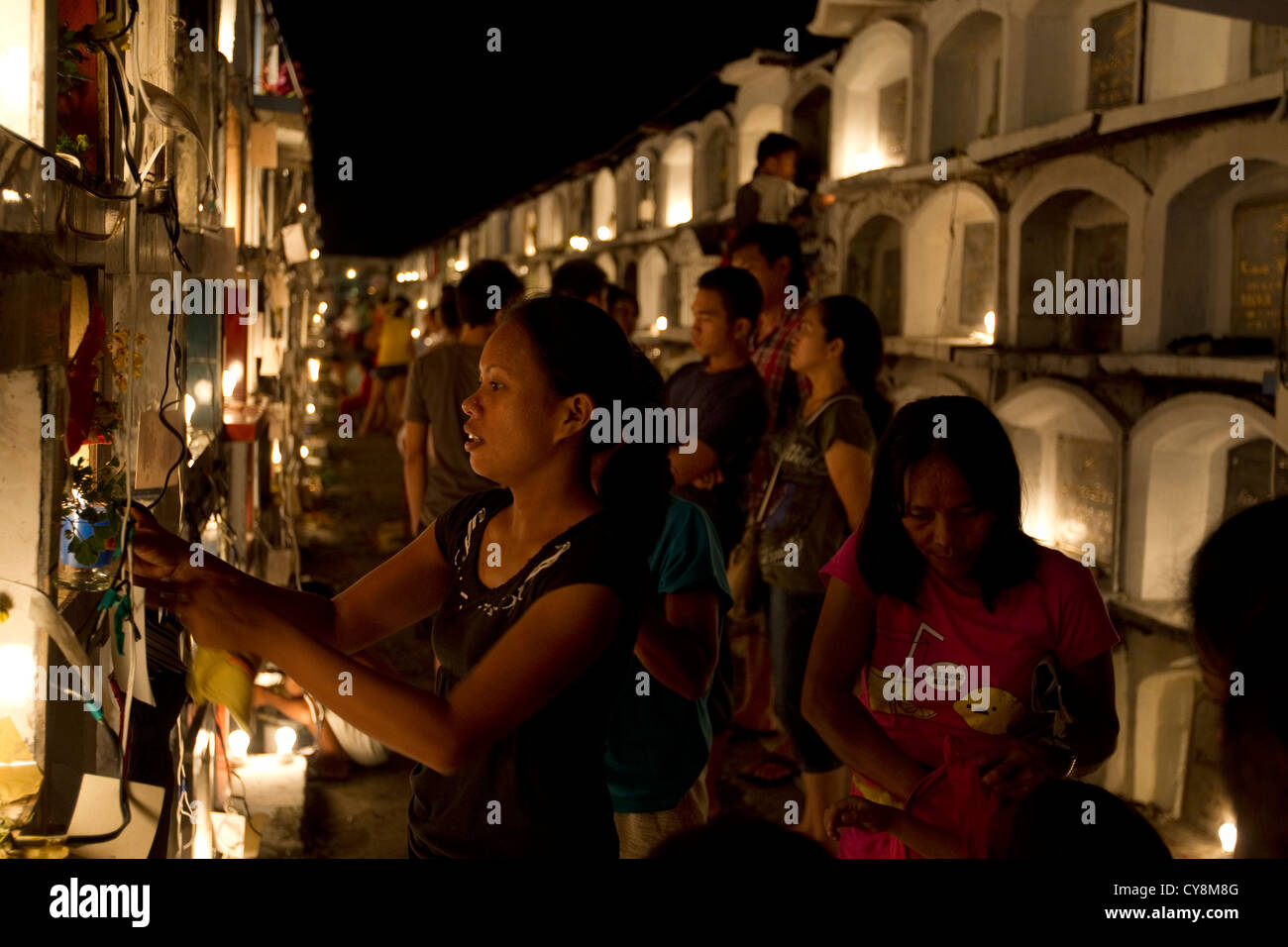 Filipino cemetery hi-res stock photography and images - Alamy
