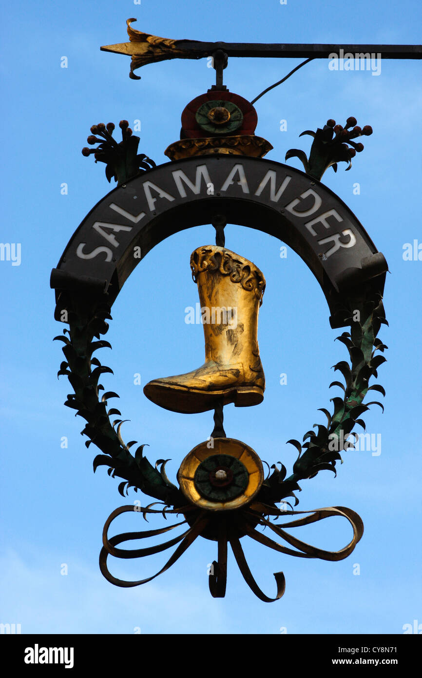 Boot sign hi-res stock photography and images - Alamy