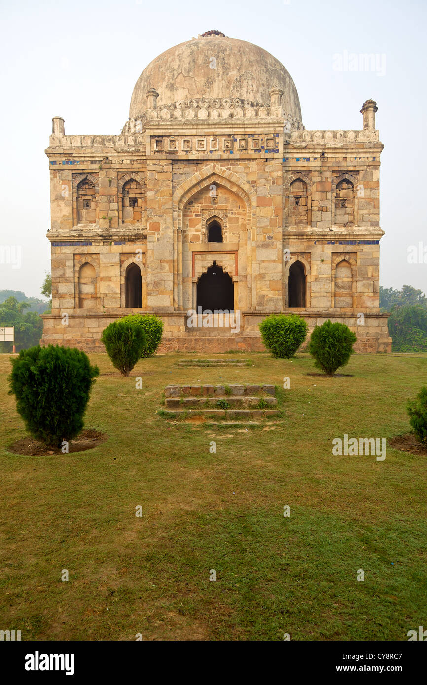 Shish Gumbad at Lodhi Garden in Delhi, India Stock Photo - Alamy