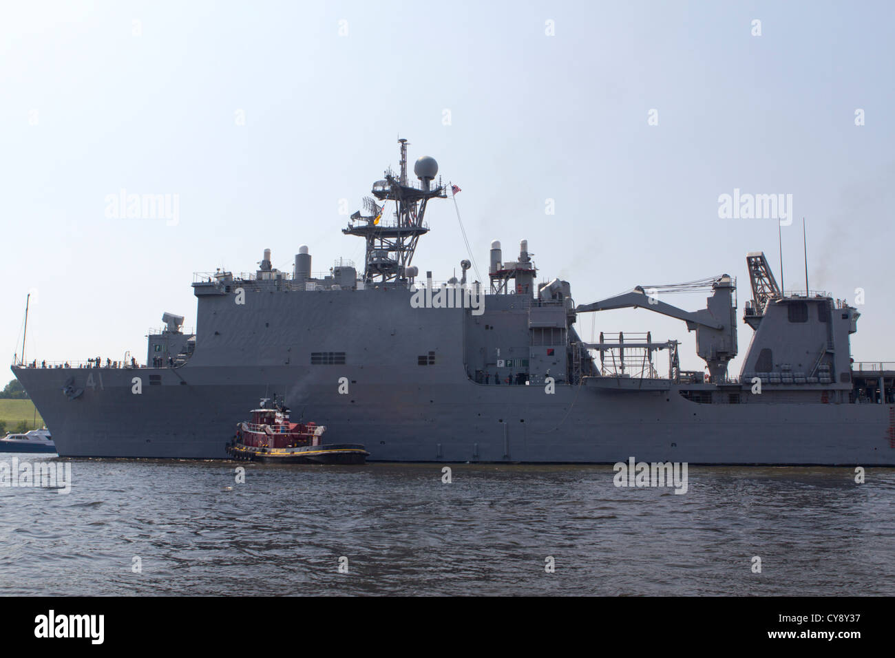 USS WHIDBEY ISLAND (LSD 41) departing Baltomore's inner harbor ...