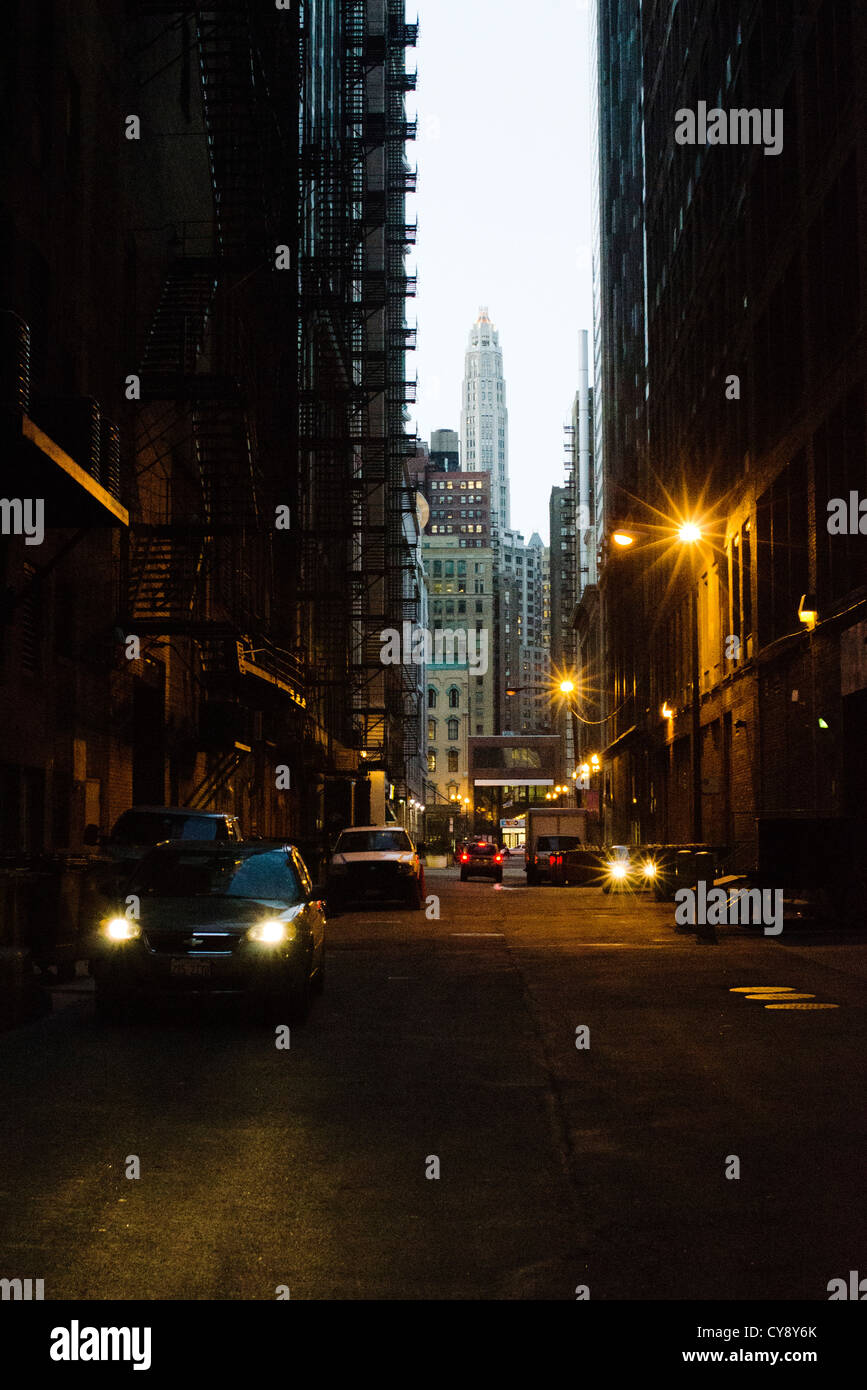 Alley downtown Chicago Stock Photo - Alamy