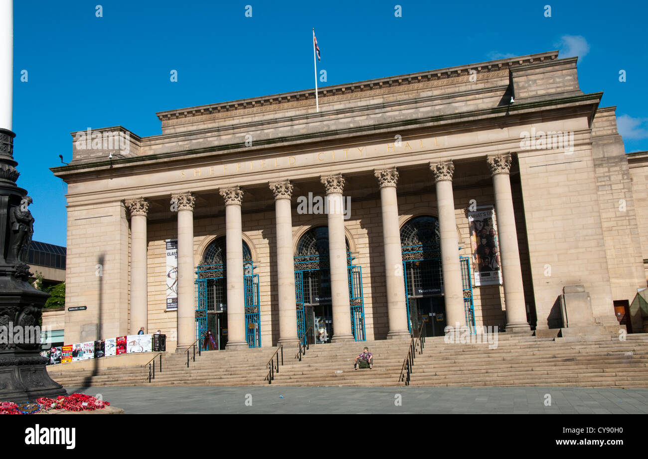 Sheffield City Hall And Memorial Hall High Resolution Stock Photography ...