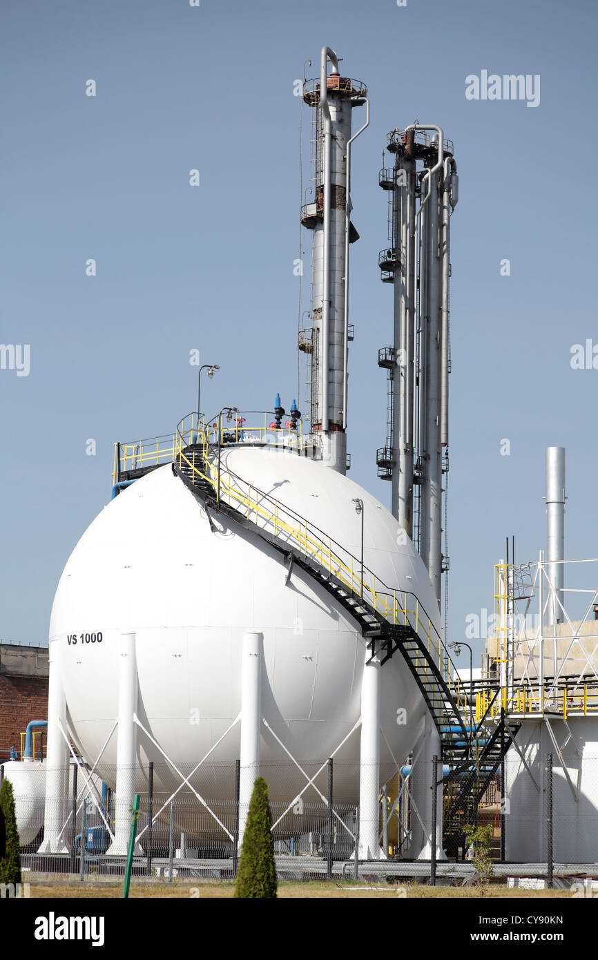 Color pictures of facilities in a chemical factory Stock Photo - Alamy