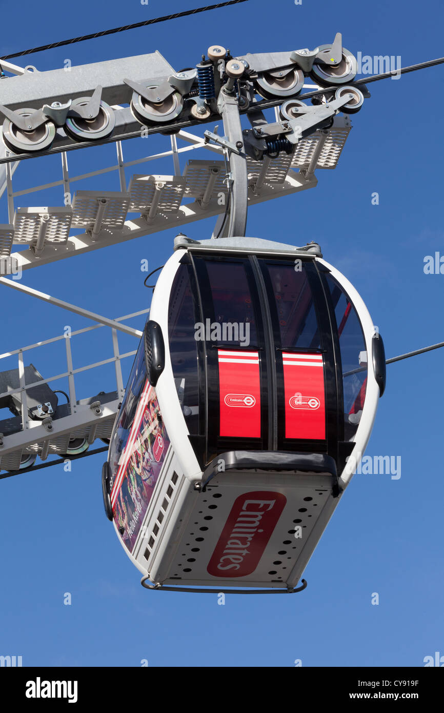 Emirates Air Line cable car in sky above River Thames, Greenwich Stock ...