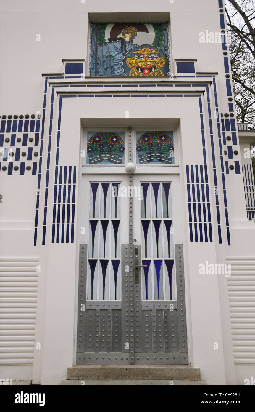 The front entrance to the Art Nouveau Villa Wagner II designed by Otto ...