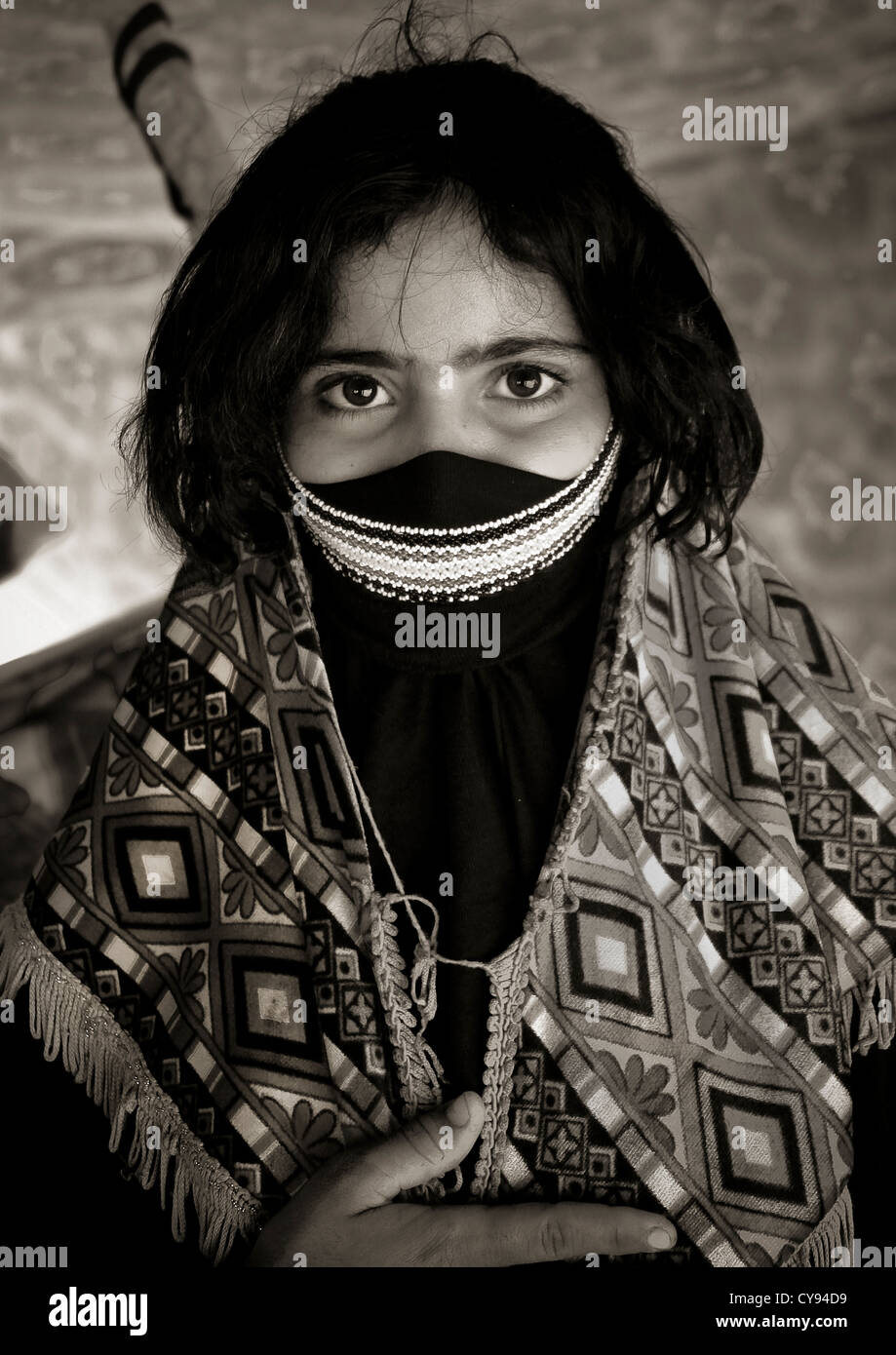 Rashaida Tribe Woman Near Massawa, Eritrea Stock Photo - Alamy