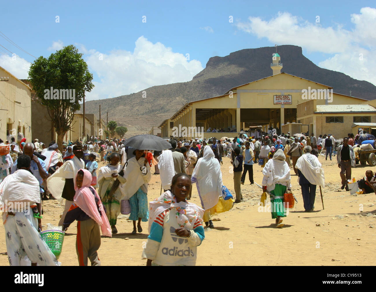 Crowd In Senafe Market, Eritrea Stock Photo - Alamy