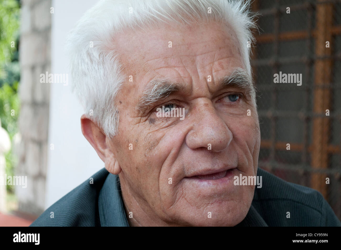 Man portrait 60s 70s elderly sarajevo hi-res stock photography and ...