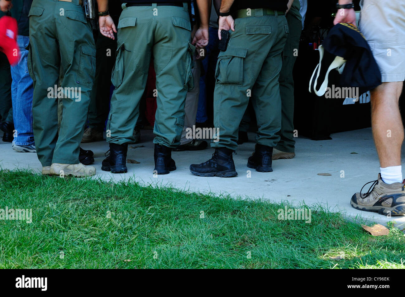 Swat team hi-res stock photography and images - Alamy
