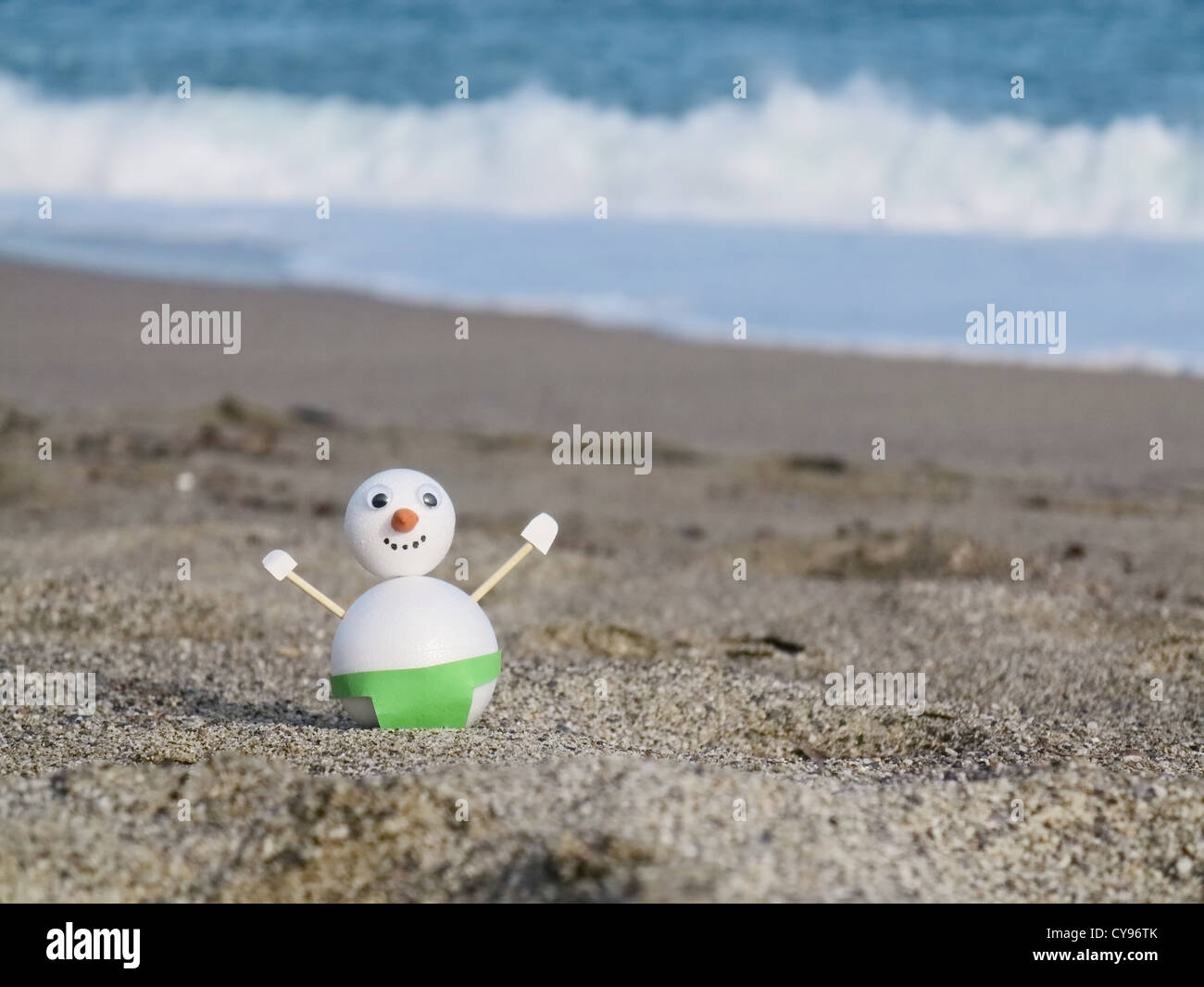 Snowman by the sea winter hi-res stock photography and images - Alamy