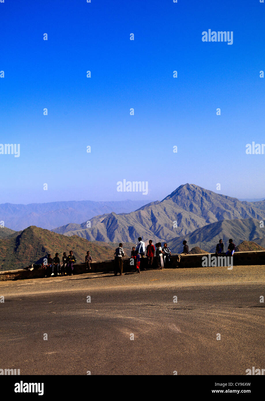 Kids On Asmara - Massawa Road, Eritrea Stock Photo - Alamy
