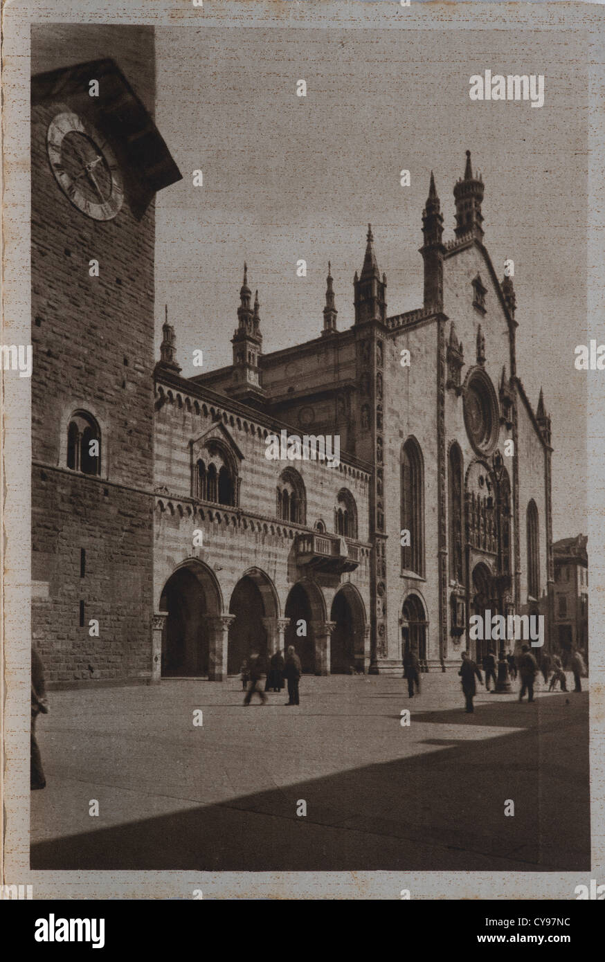 The dome of Como in an old postcard Stock Photo - Alamy