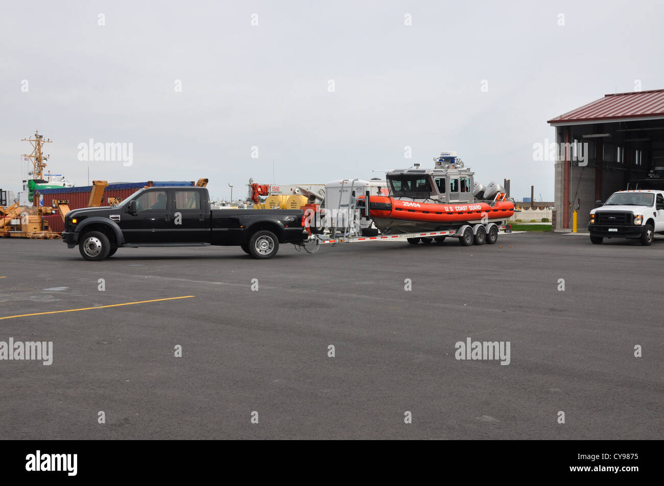 Coast guard boat crews hi-res stock photography and images - Alamy