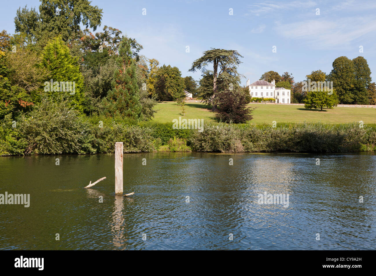 The River Thames near Shiplake, Oxfordshire, UK Stock Photo - Alamy