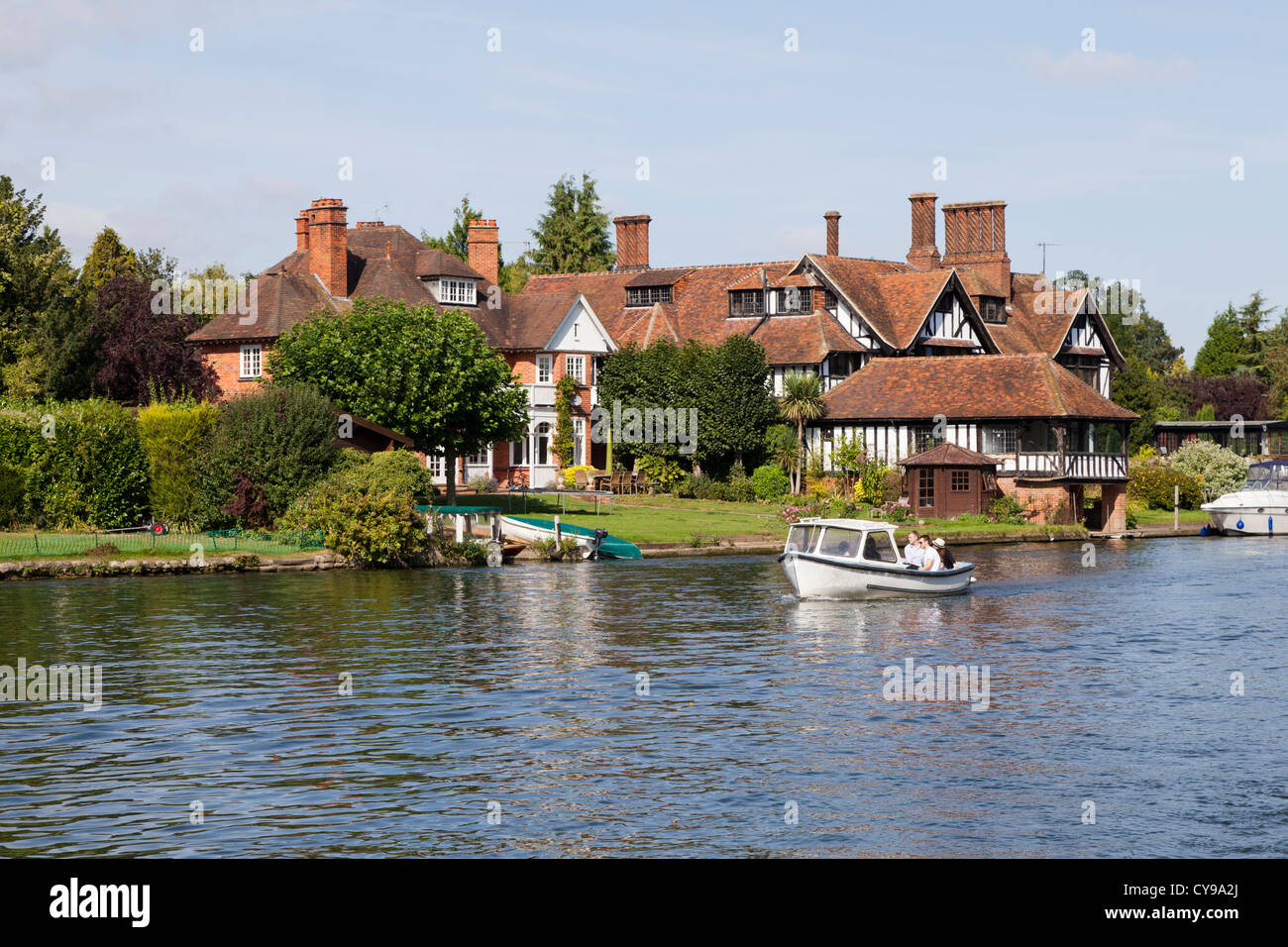 The River Thames near Shiplake, Oxfordshire, UK Stock Photo - Alamy