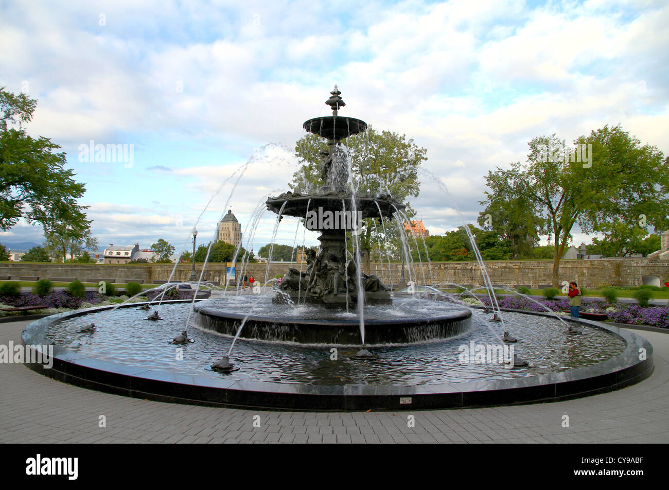 Fountain old quebec fountain hi-res stock photography and images - Alamy