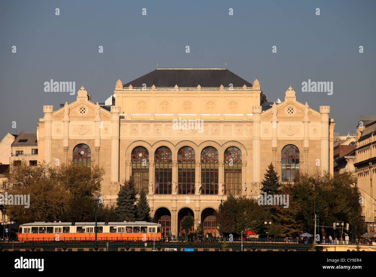 Hungary, Budapest, Vigadó Concert Hall Stock Photo - Alamy