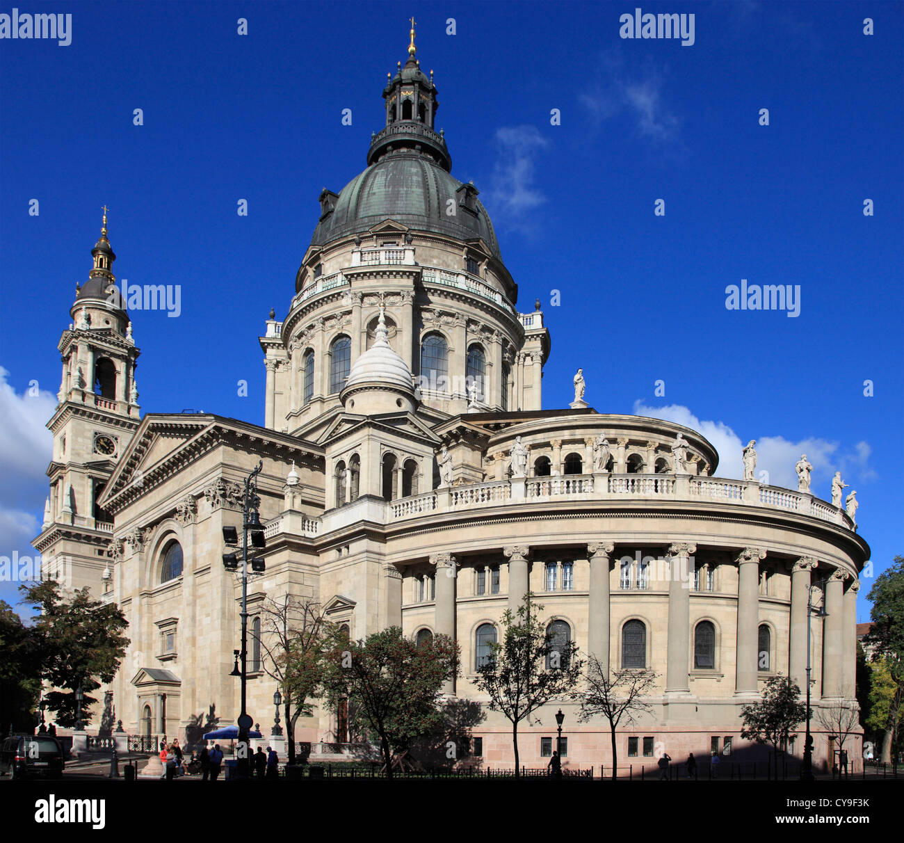 Budapest st stephens basilica hi-res stock photography and images - Alamy