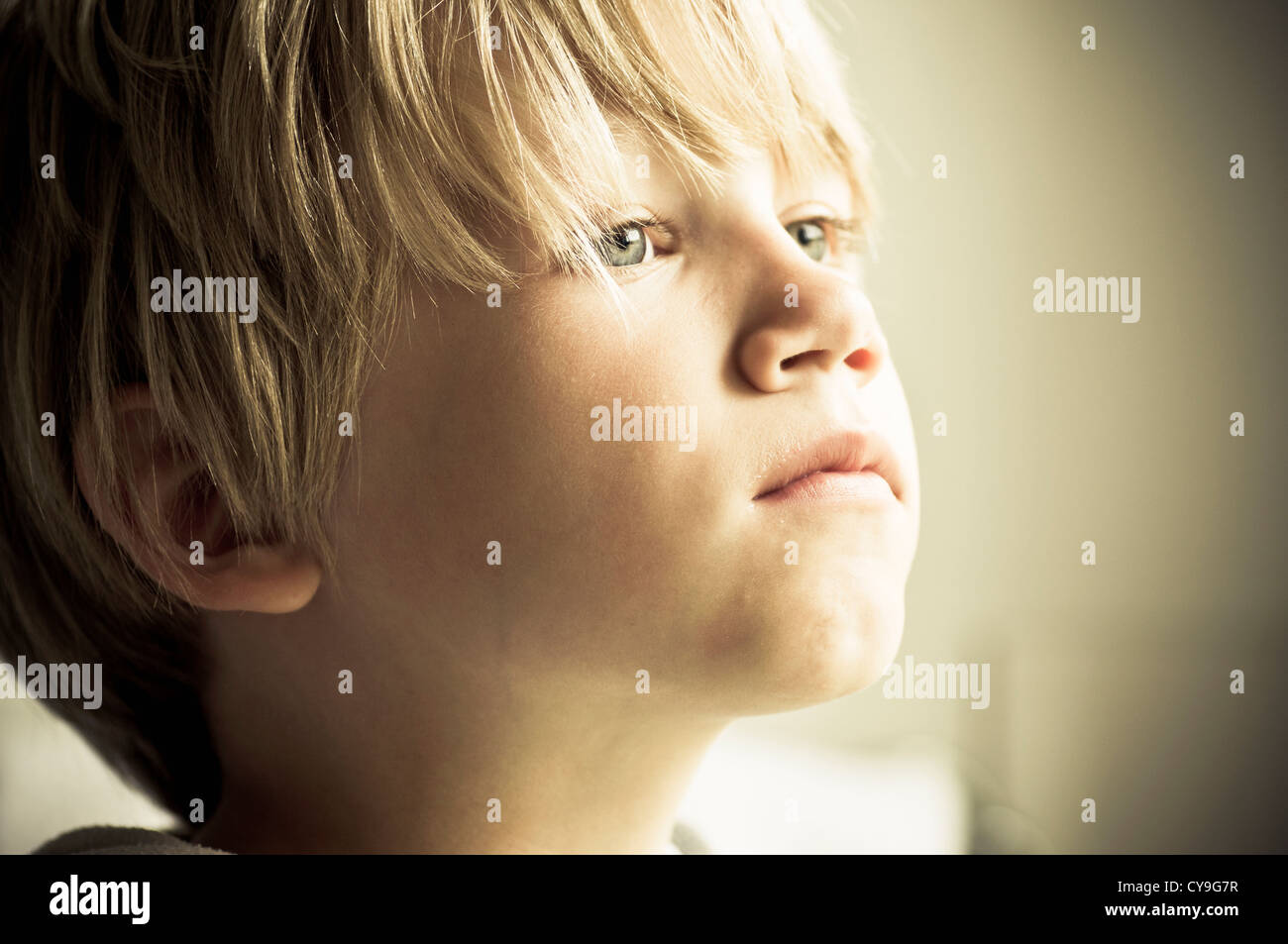 Sad little boy Stock Photo - Alamy