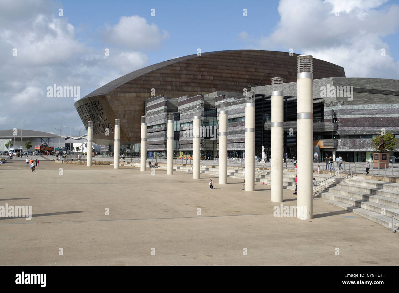 Cardiff arts hi-res stock photography and images - Alamy
