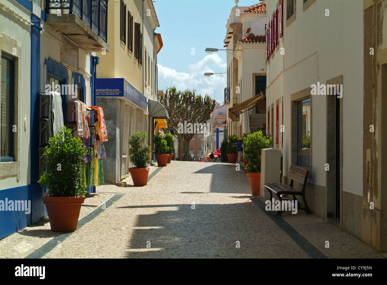 Ericeira store hi-res stock photography and images - Alamy