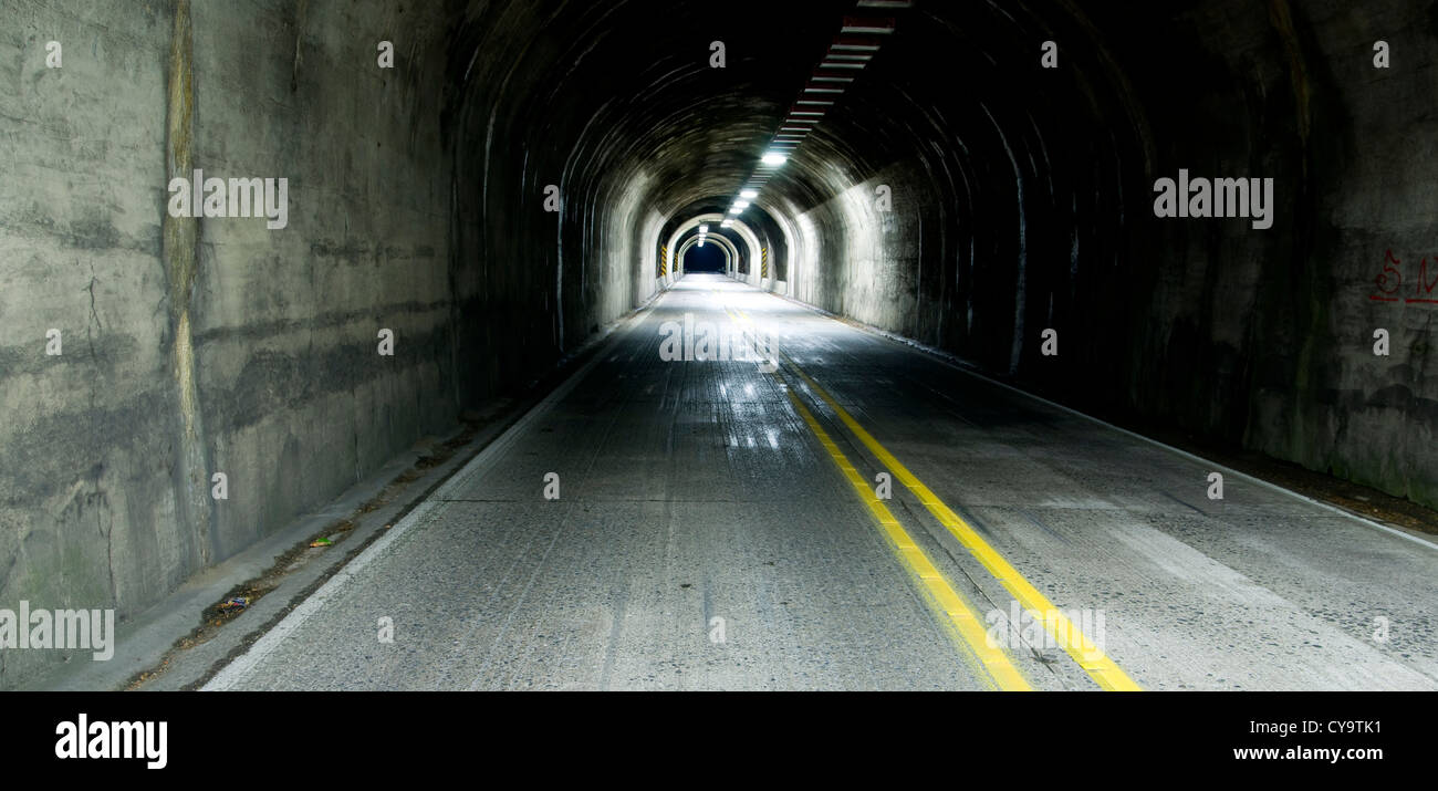 A tunnel on highway 101 at night Stock Photo - Alamy