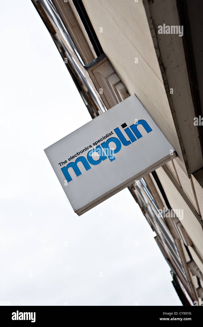 Store sign logo signage hi-res stock photography and images - Alamy