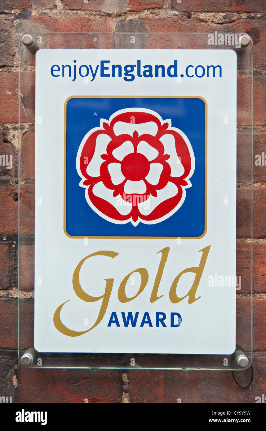 A "Visit England Gold Award" Sign Stock Photo - Alamy
