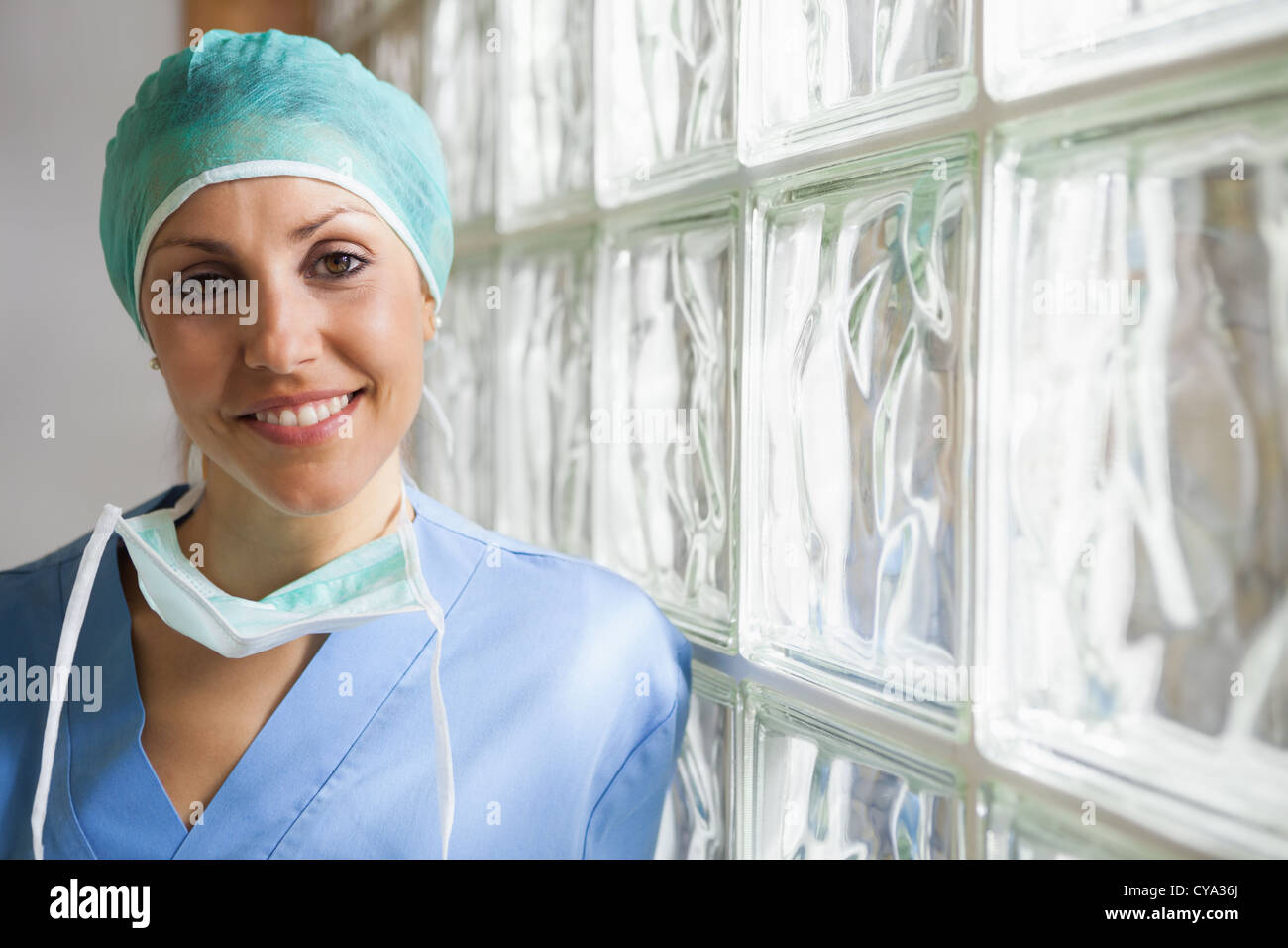 Nurse leaning against wall hi-res stock photography and images - Alamy